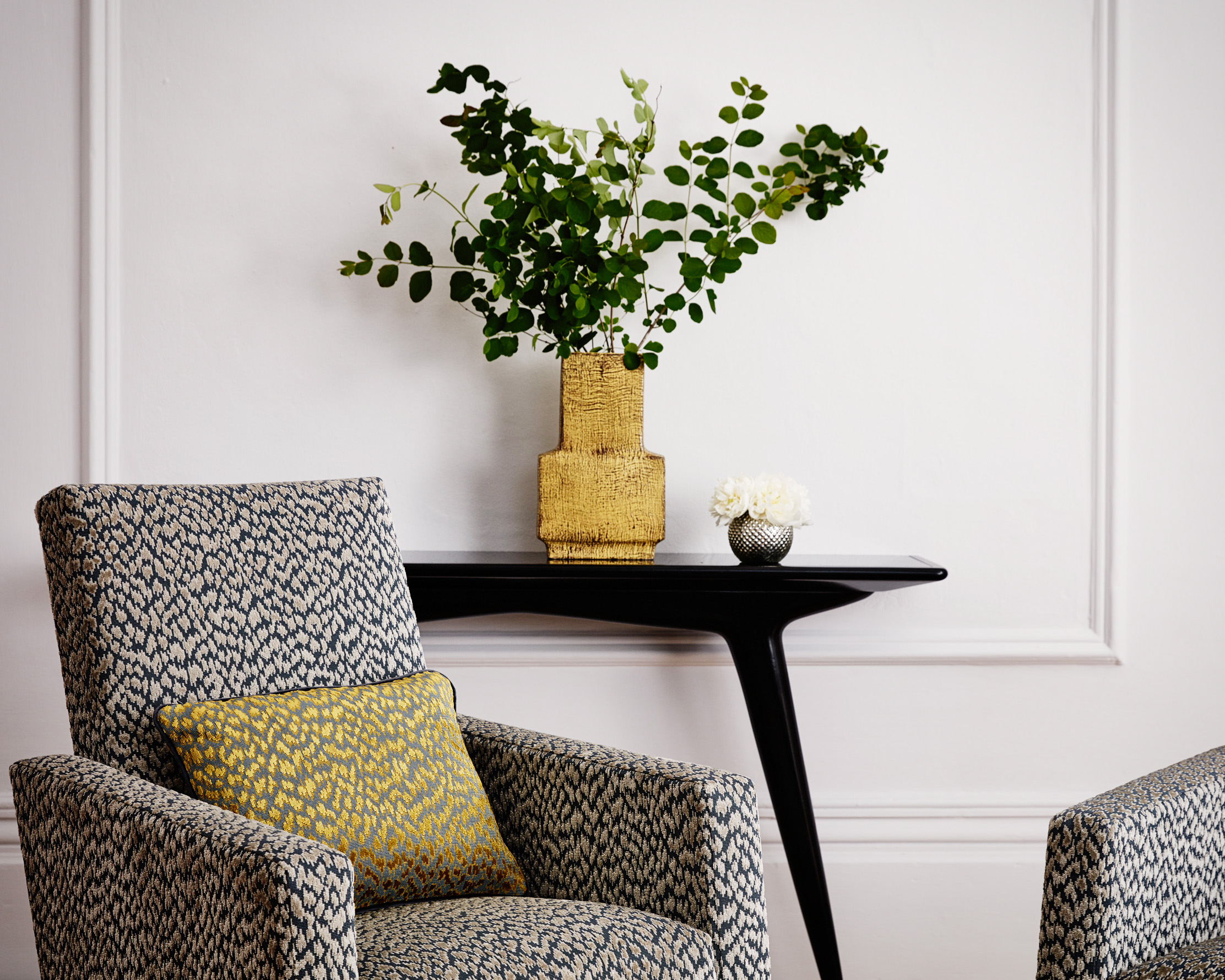 Romo | Fabric & Wallpaper | Interiors & Still Life | One Represents